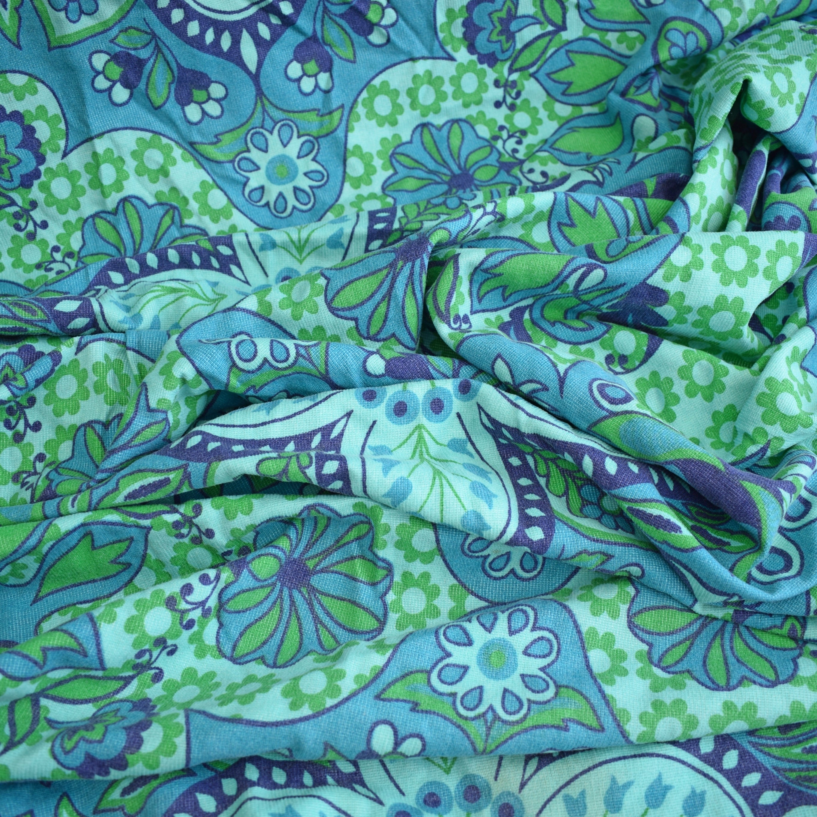 Vintage 1960s Single Bed Cover Blue Pineapple Retro vintage-1960s-single-bed-cover-blue-pineapple-retro