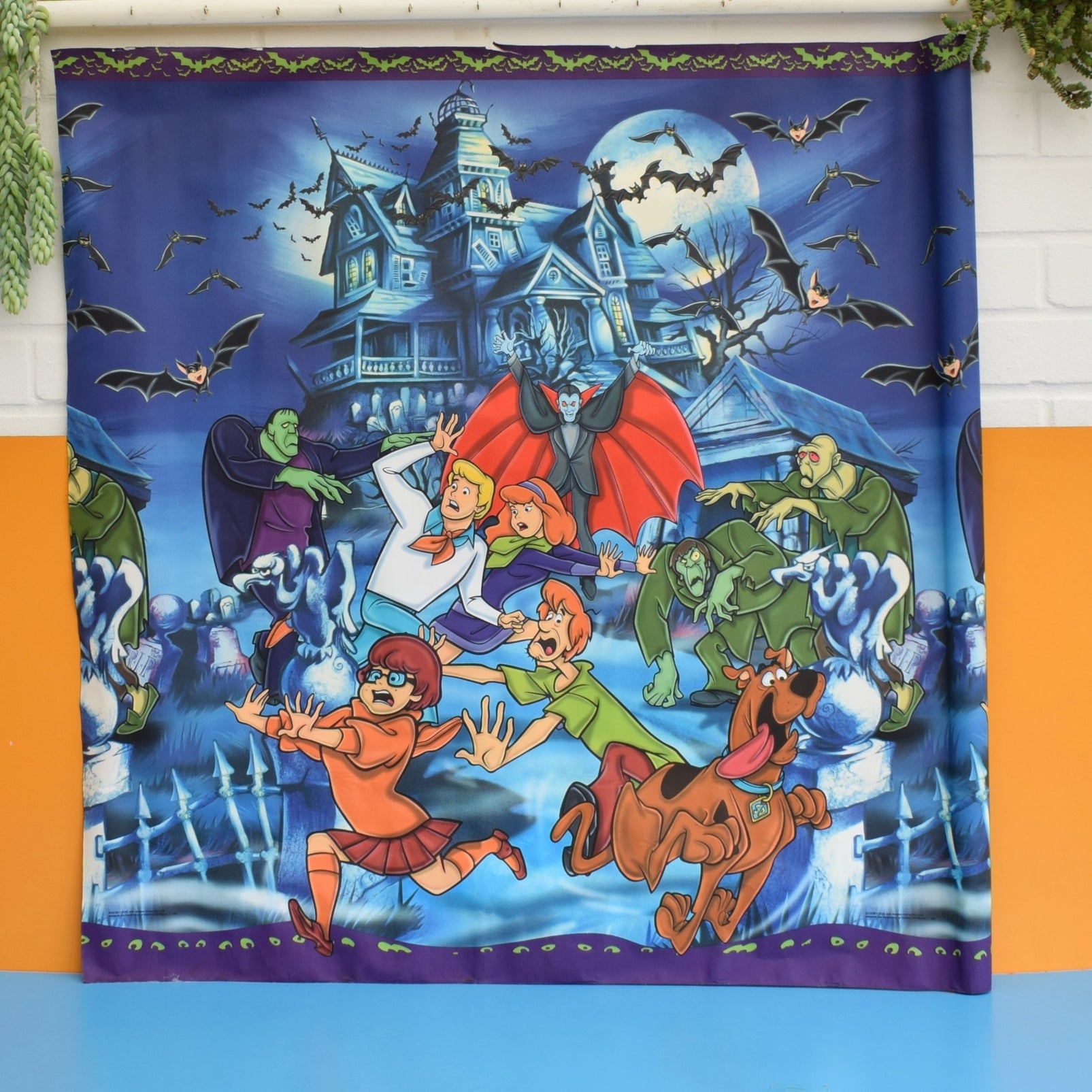 Vintage 1990s Vinyl Roll / Wall Art - Scooby Doo – Pineapple Retro