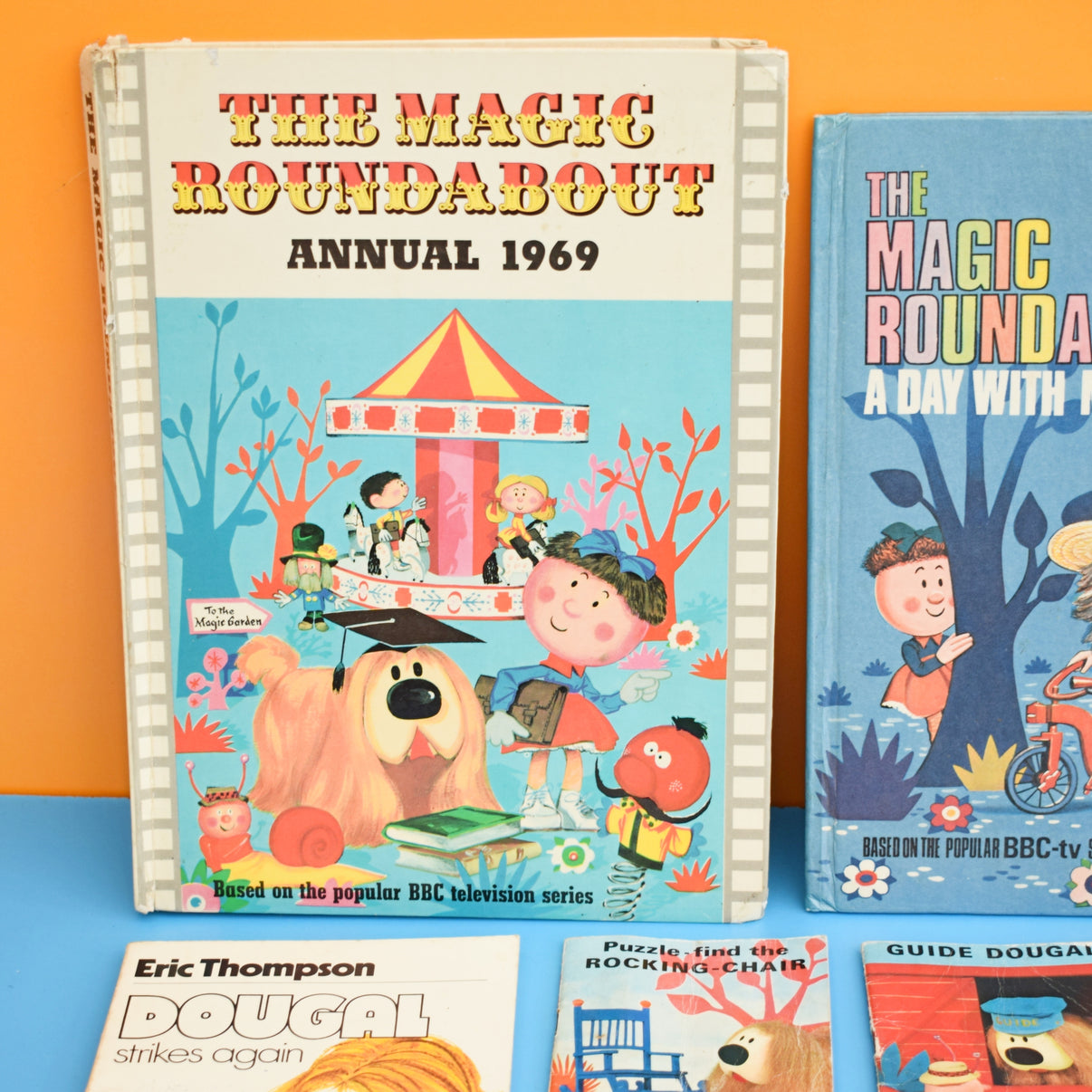 Vintage 1970s Magic Roundabout Books / Toy – Pineapple Retro