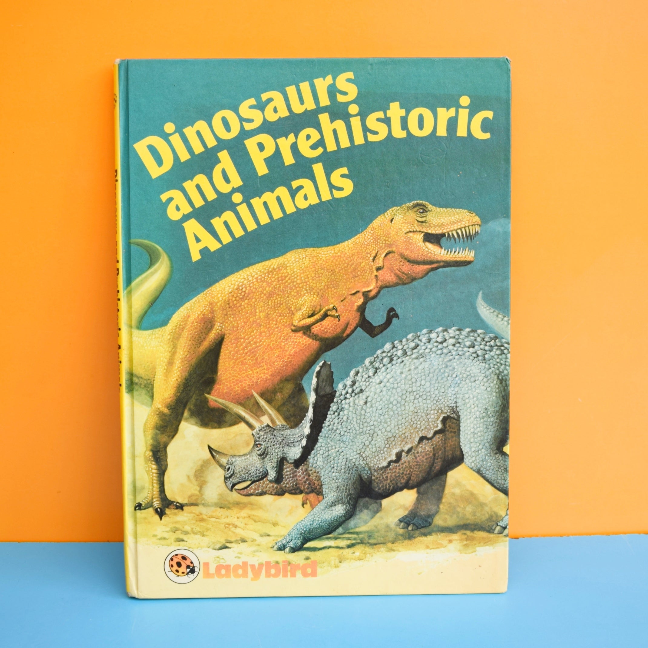 Vintage 1970s Dinosaurs and Prehistoric Animals Book - Jumbo Ladybird ...