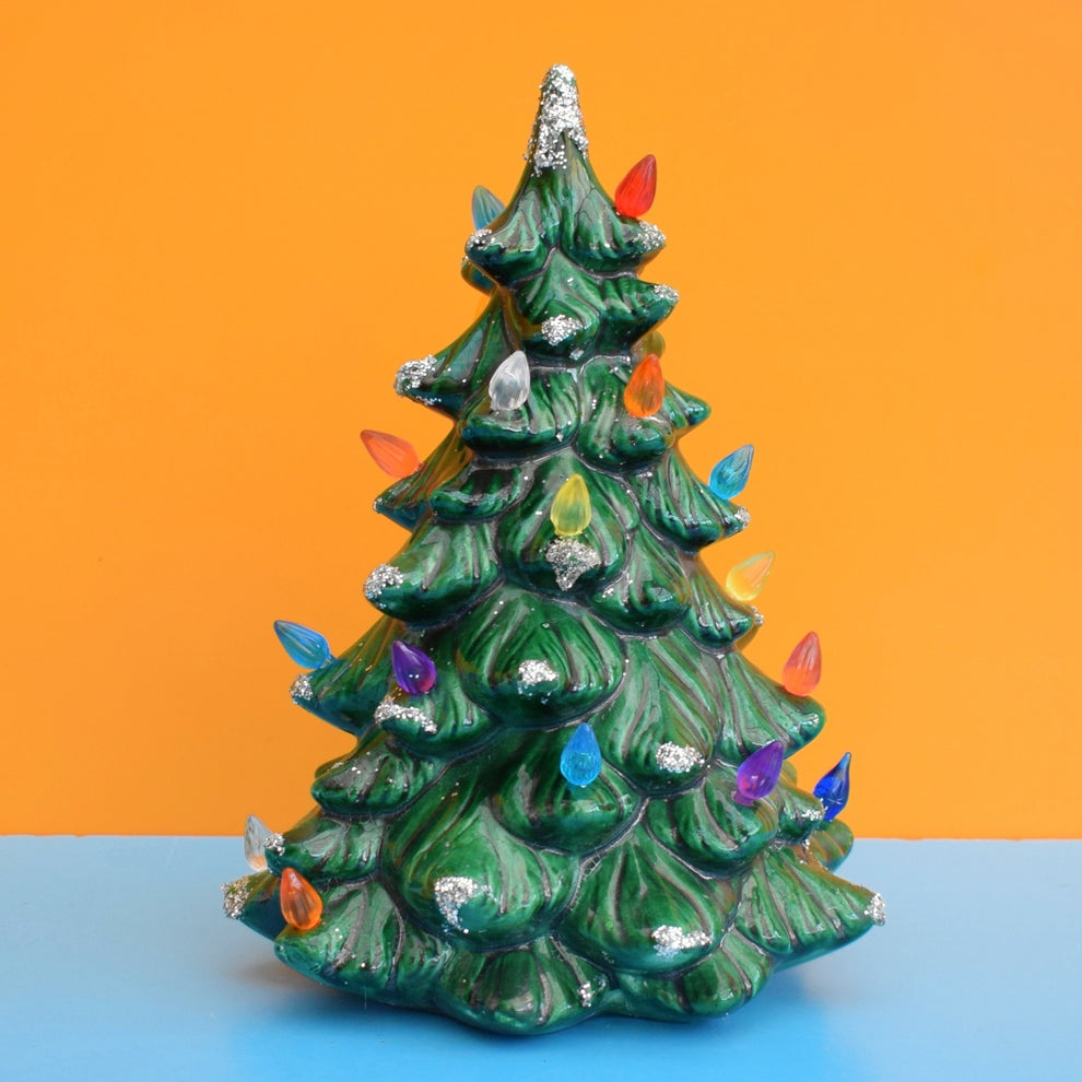 Mini Ceramic Christmas Tree Lamp With Rainbow Bulbs – Pineapple Retro