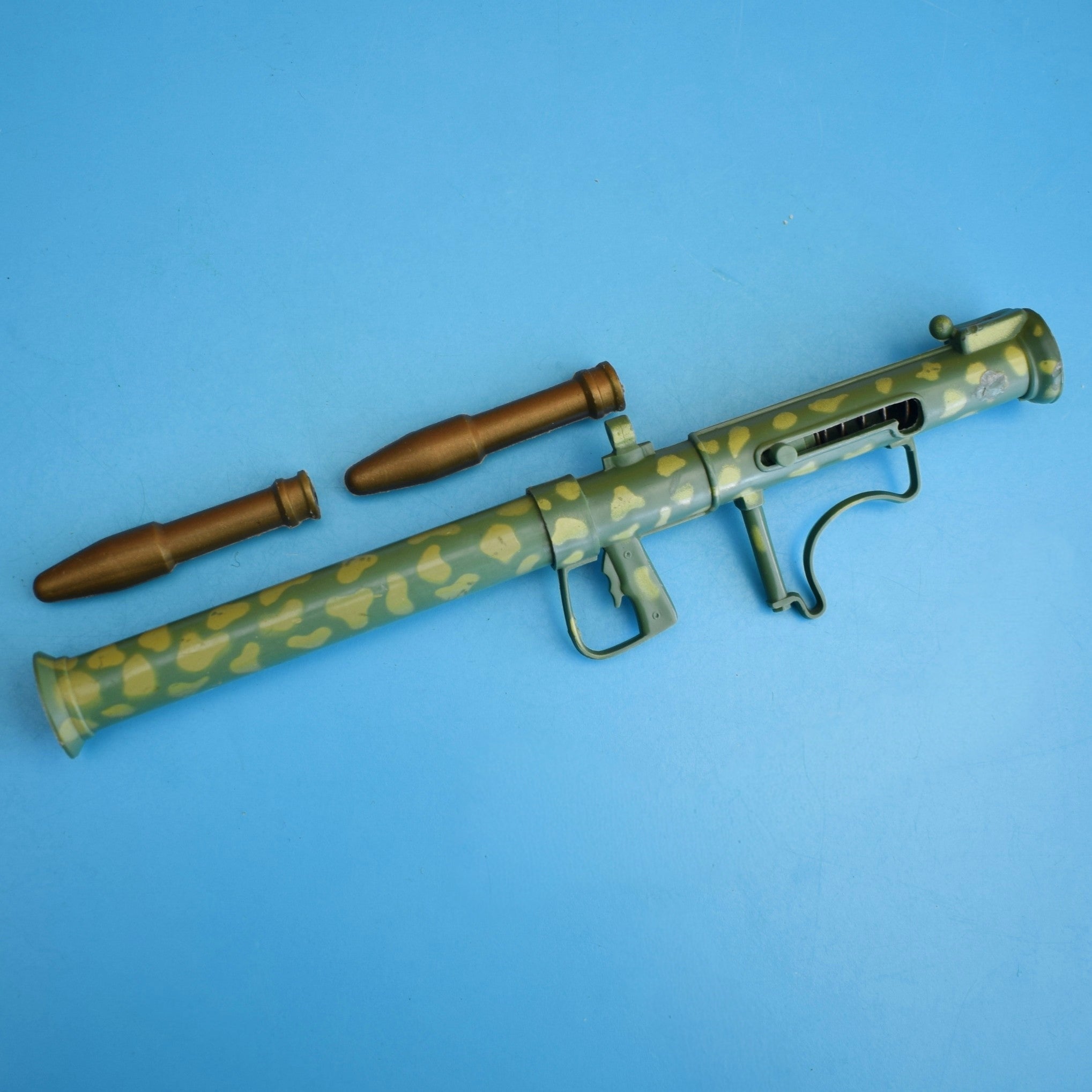 Vintage 1970s Action Man Bazooka Gun & Shells – Pineapple Retro