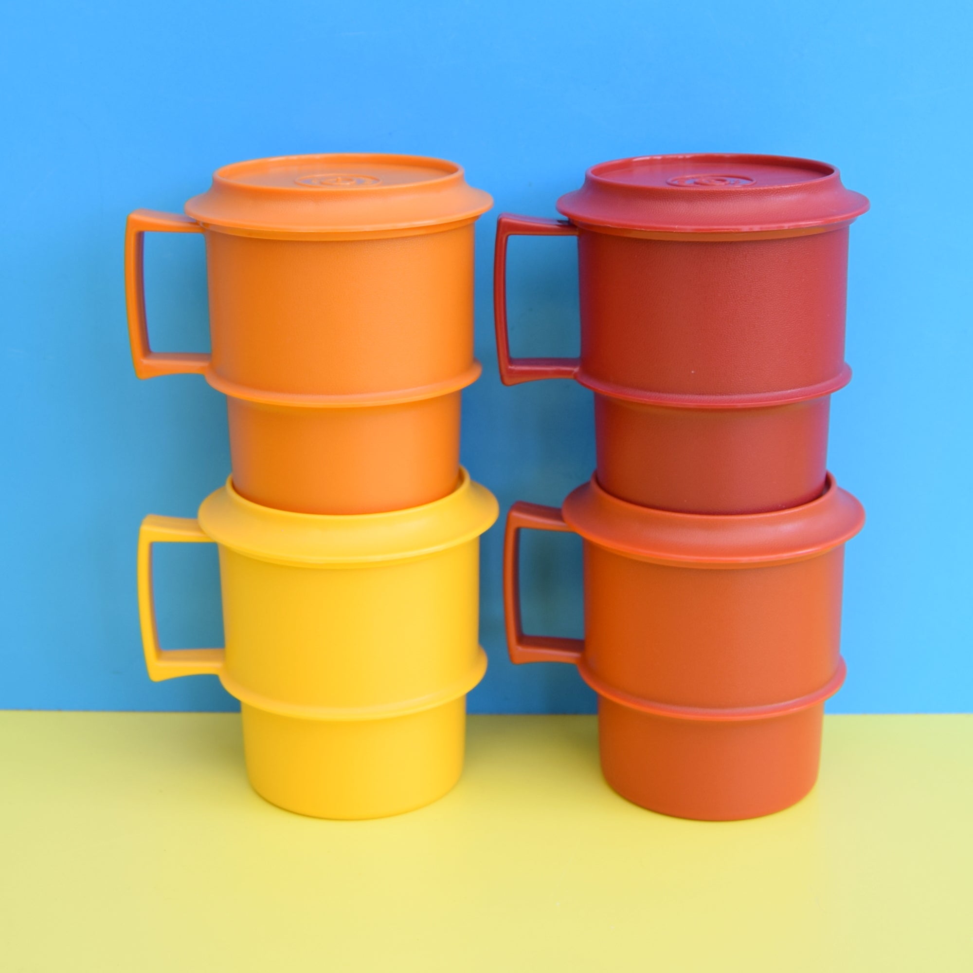Vintage 1970s Plastic Tupperware Lidded Cups / Mugs x4 - Orange, Yello ...