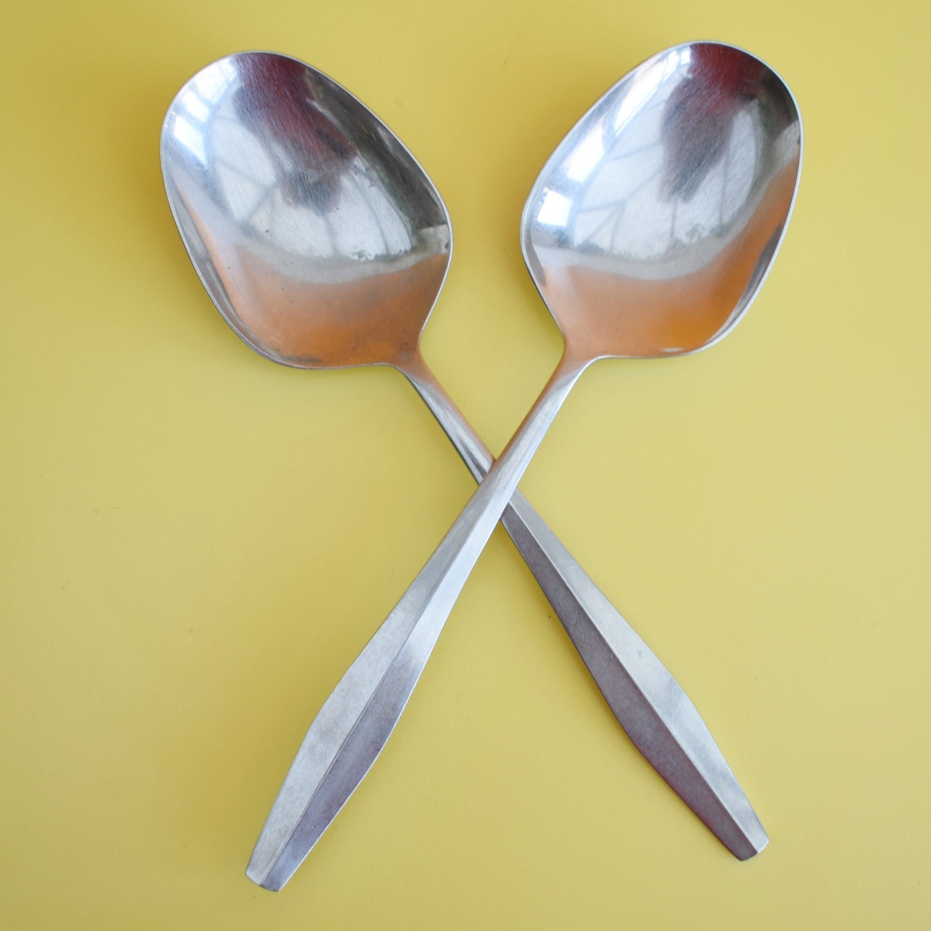 Vintage 1960s Stainless Steel Spoons - Diamond Staybrite – Pineapple Retro