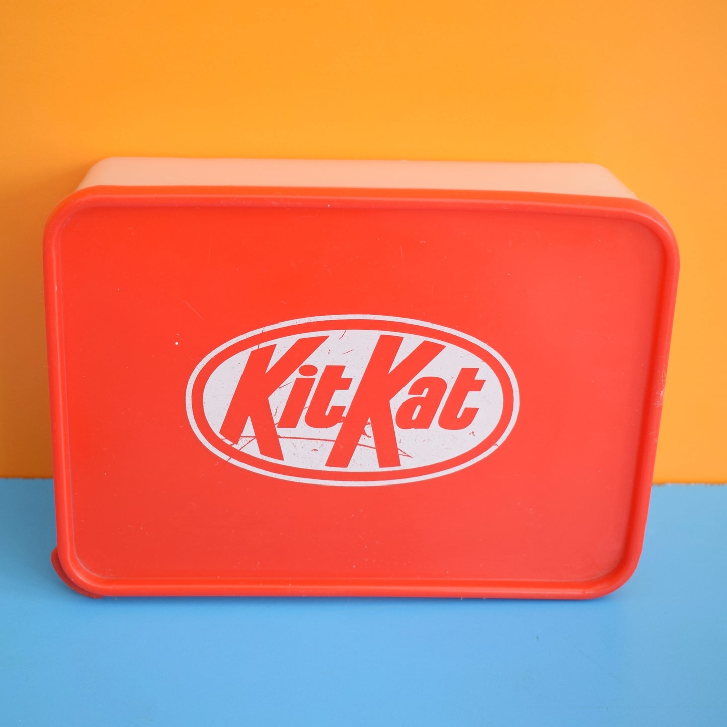 Vintage 1980s Plastic KitKat Lunchbox – Pineapple Retro