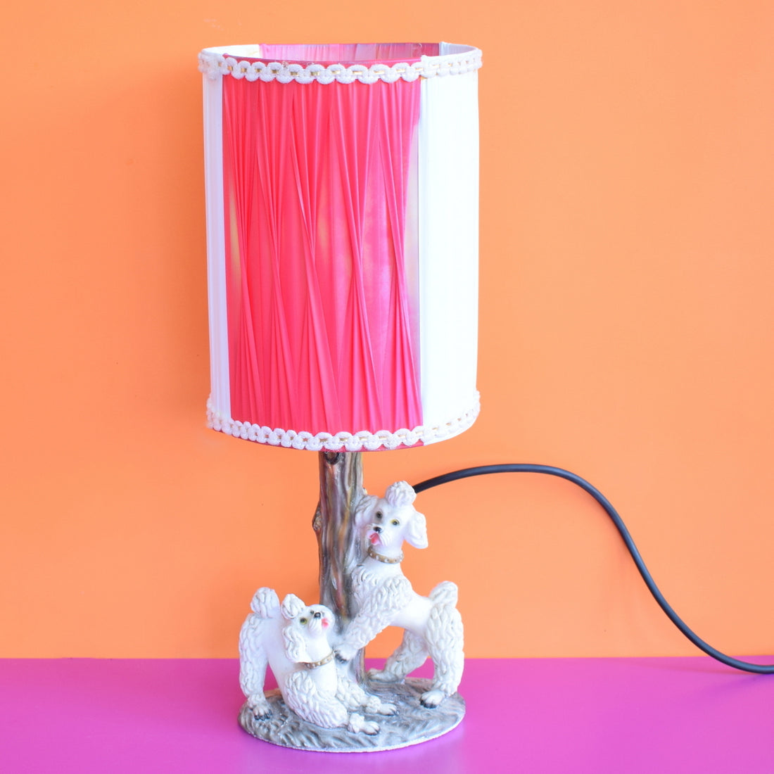 Vintage 1950s Ceramic Poodle Lamp & Shade - White & Pink – Pineapple Retro